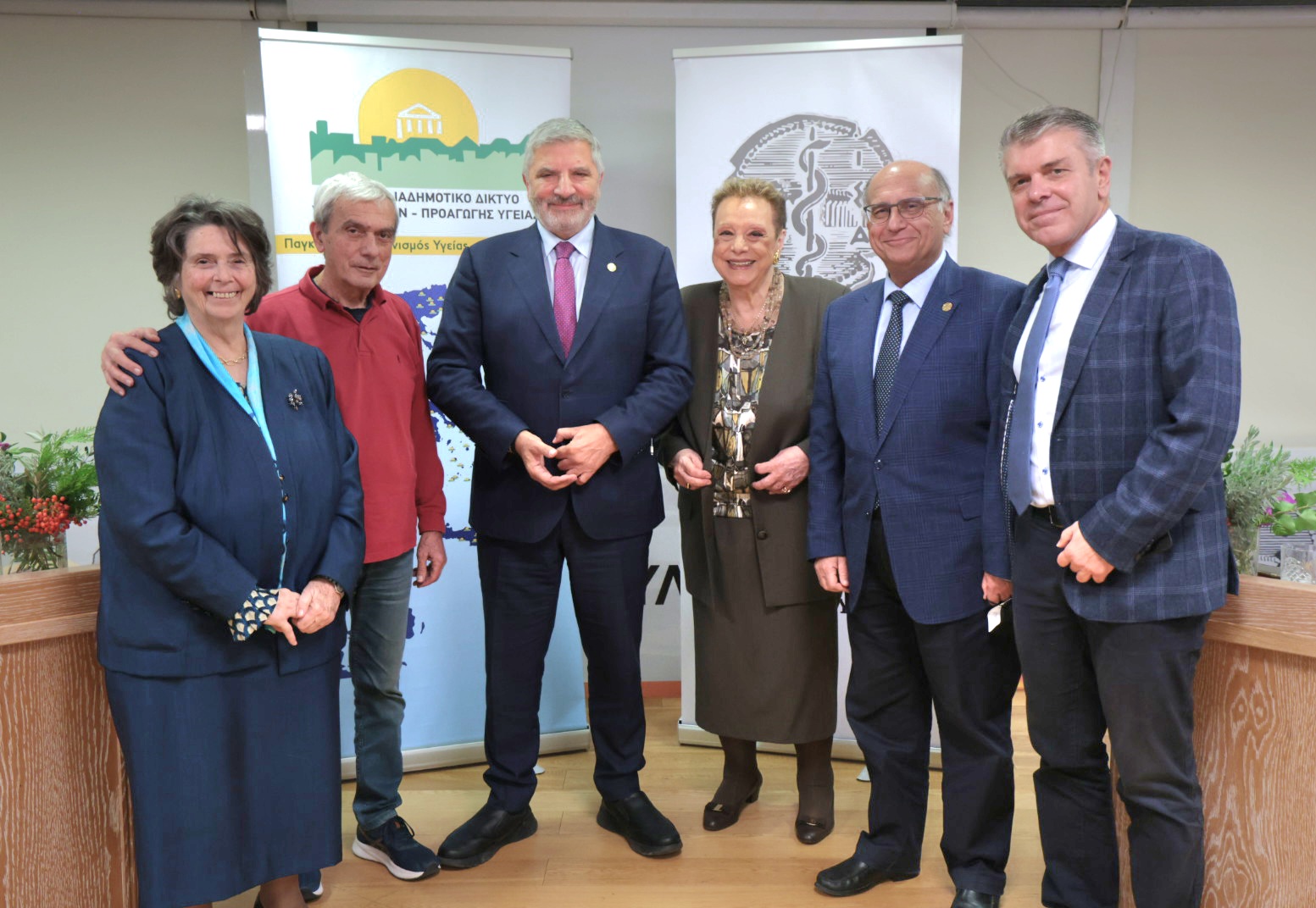 Νέα έρευνα: Γιατί οι Έλληνες υπερκαταναλώνουν αντιβιοτικά και ποιοι οι ...